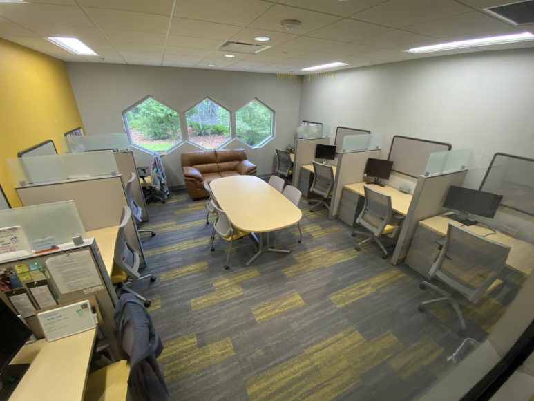 The University of Florida Honey Bee Laboratory Facilities | Bee Culture